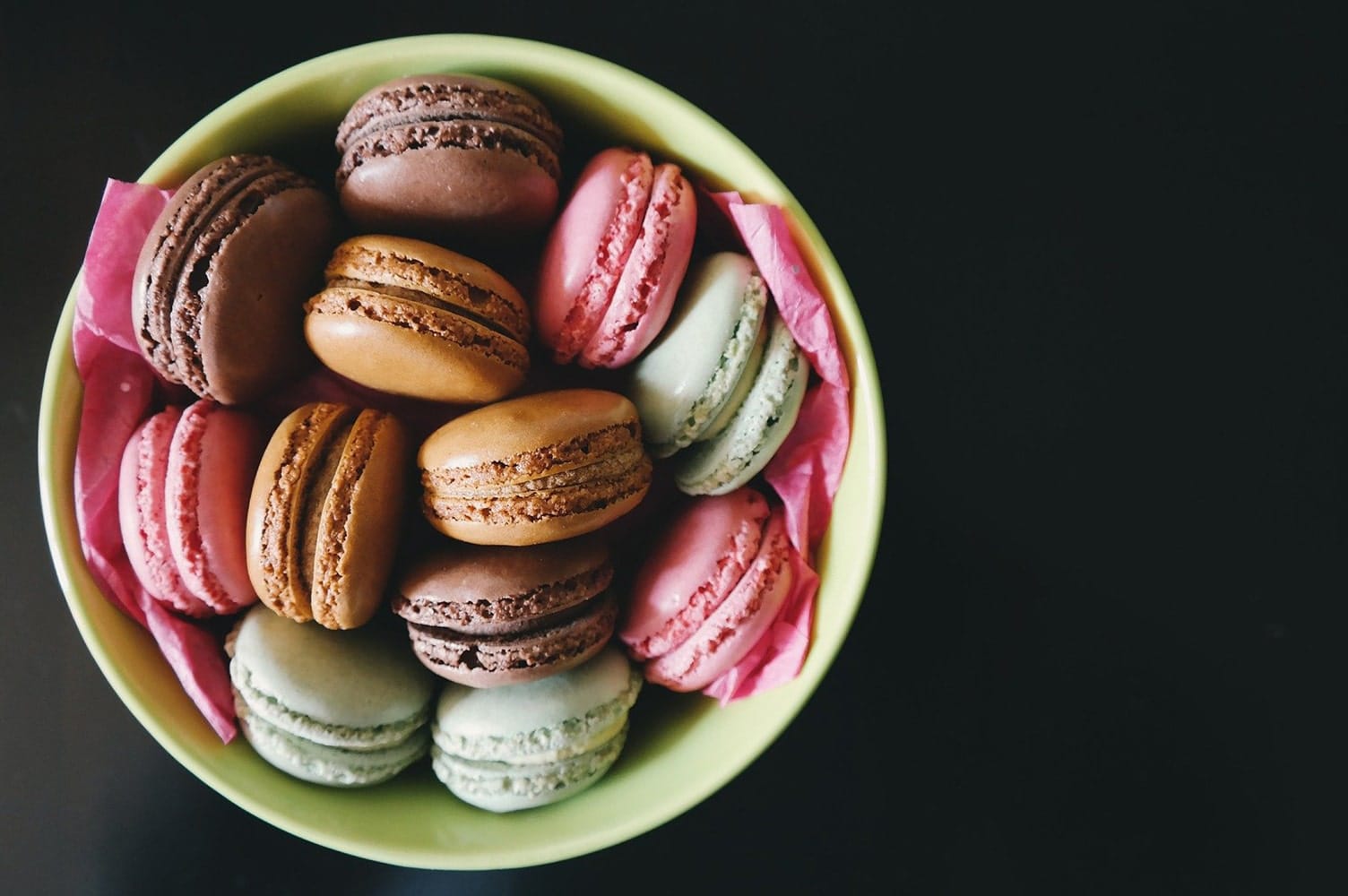 Cours de cuisine adulte ou adulte/enfant : Les Macarons - Mes Ateliers DIY